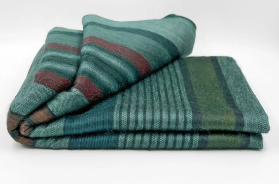 Alpaca Bed Blanket – AlpacaLand